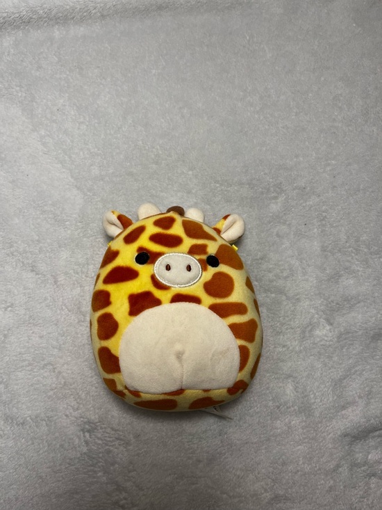 Jazwares | Toys | Free Over Gary Giraffe Squishmallow | Poshmark